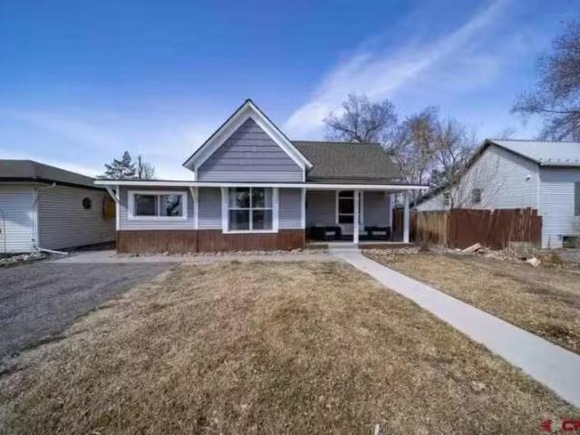 425 S 5TH ST, MONTROSE, CO 81401 Single Family Residence For S.