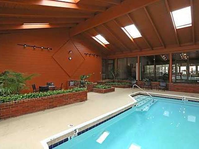425 S. Hubbards Lane 3 Bedroom Apartment for Rent at 425 S Hubbards Ln, Louisville, KY 40207