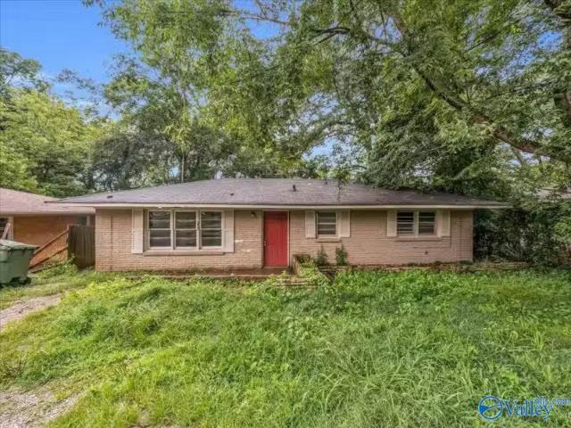 425 S PLYMOUTH RD NW, HUNTSVILLE, AL 35811