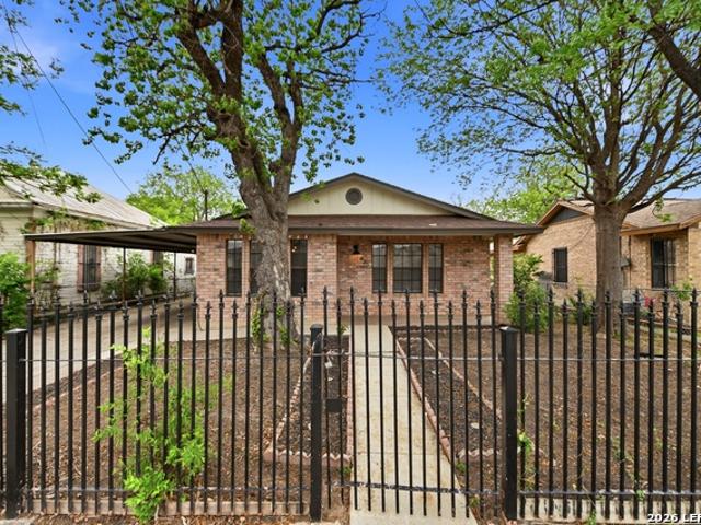 425 Sandmeyer St