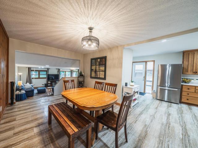 425 Shorewood Drive