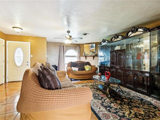 425 Sugarpine Drive