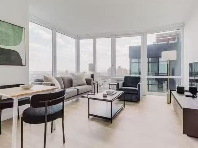 425 Summit Ave, Journal Square 2 Bedroom 2 Bath