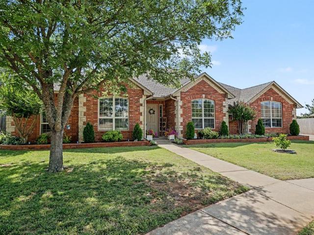 425 Summit Way