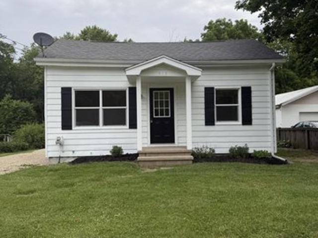 425 Sumpter St, Charlotte, MI 48813