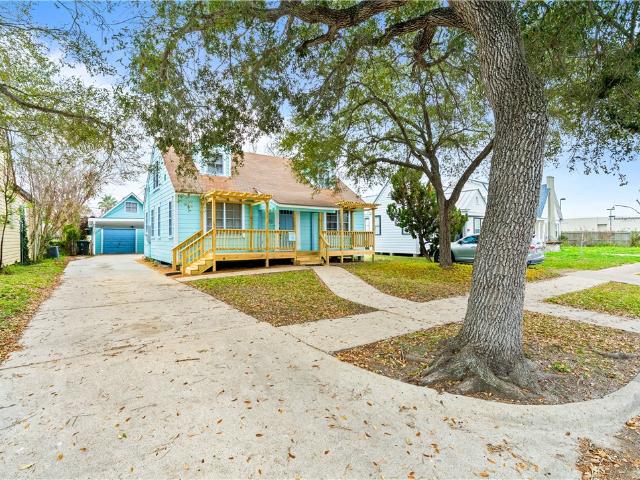 425 Palmero St, Corpus Christi, TX 78404 | MLS #469138