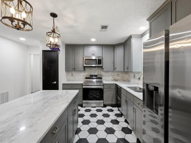 425 Quail Run Road