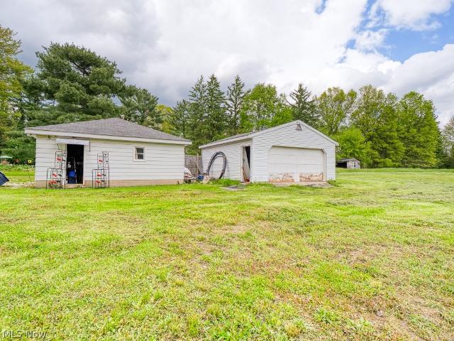 425 W Bath Road