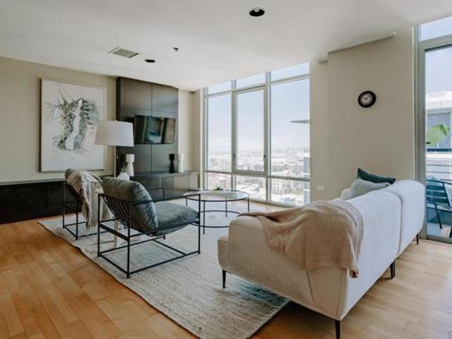 425 W Beech 1706, San Diego, CA