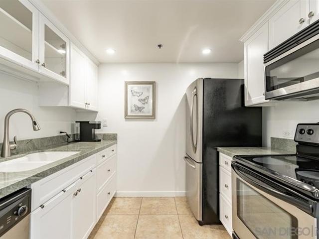 425 W Beech St Unit 851, San Diego, CA 92101