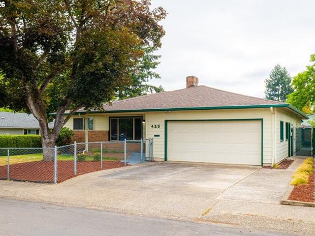 425 W Maple St, Roseburg, OR 97471