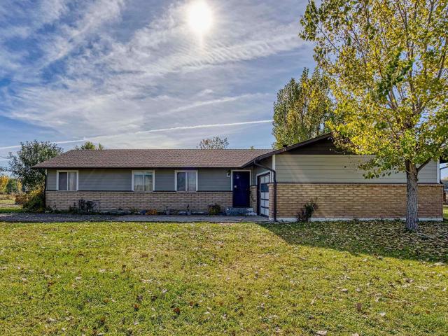 425 W Peach Rd