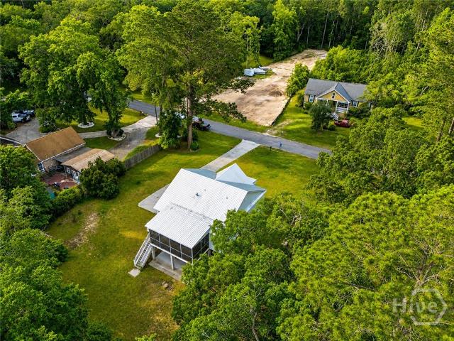 425 Tideland Drive