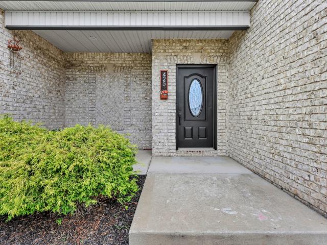 425 Veronica Ct