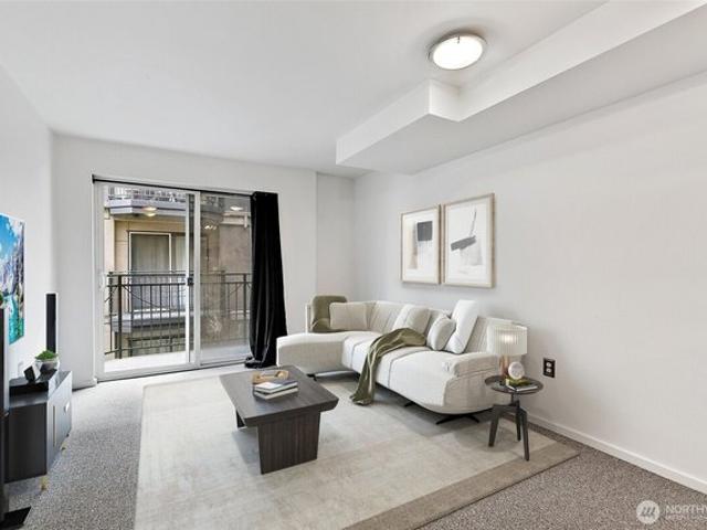 425 Vine St Apt 610, Seattle, WA 98121