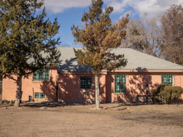 425 Vineyard Road NE