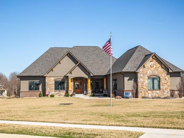4264 Chapel Hl Ct, Bargersville, IN 46106 | MLS #22088 | Compass