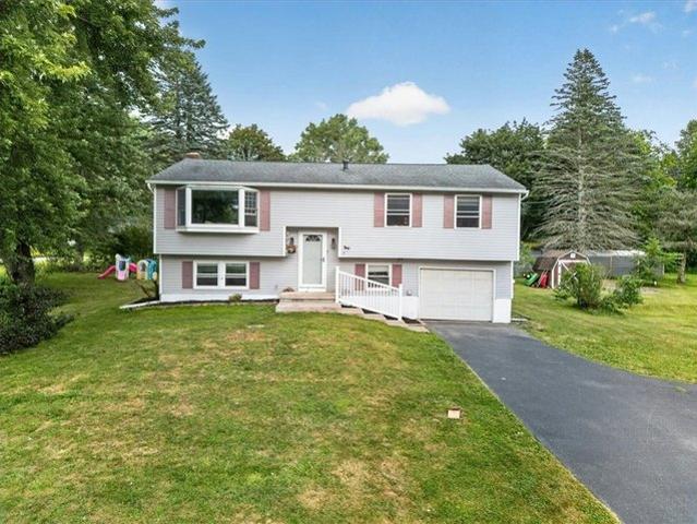 4264 Witherden Rd, Marion, NY 14505