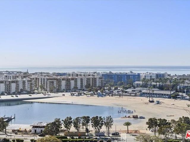 4267 Marina City Dr Ph 5, Marina del Rey, CA 90292