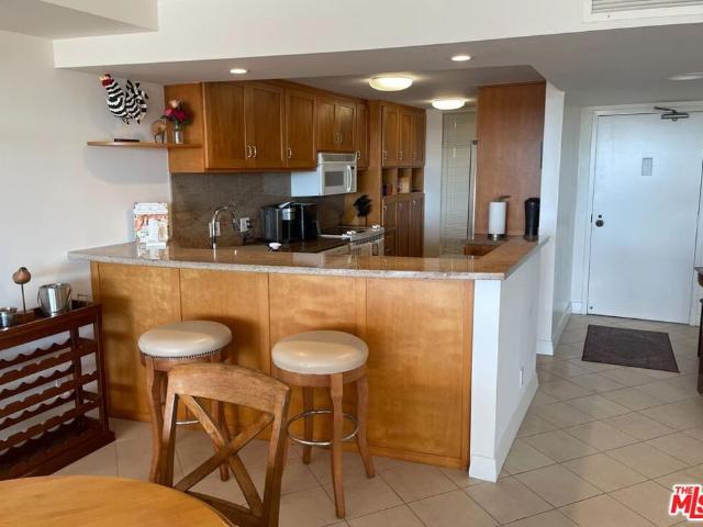 4267 Marina City 102