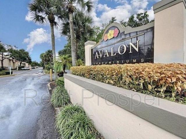 4267 S Semoran Blvd #14, Orlando, FL 32822