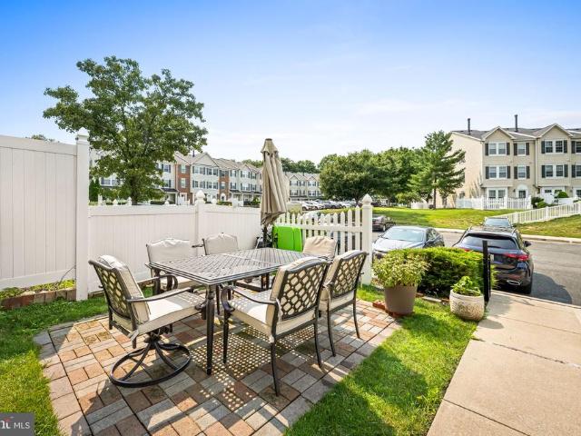 4268 Maple Path Circle # 2