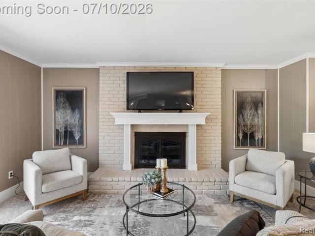42698 Keystone Lane