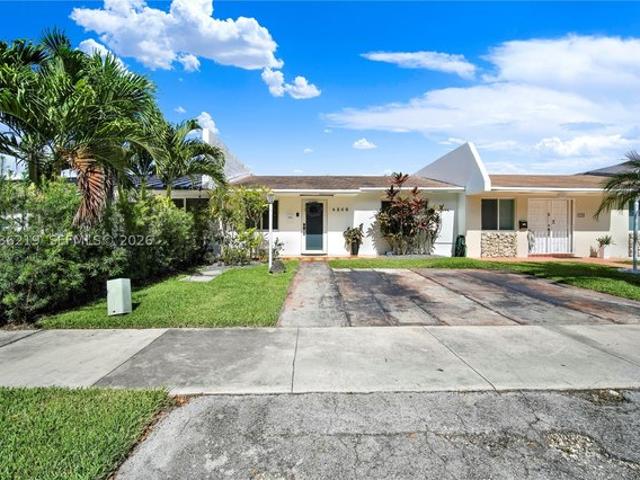4260 SW 68th Ct, Miami, FL 33155