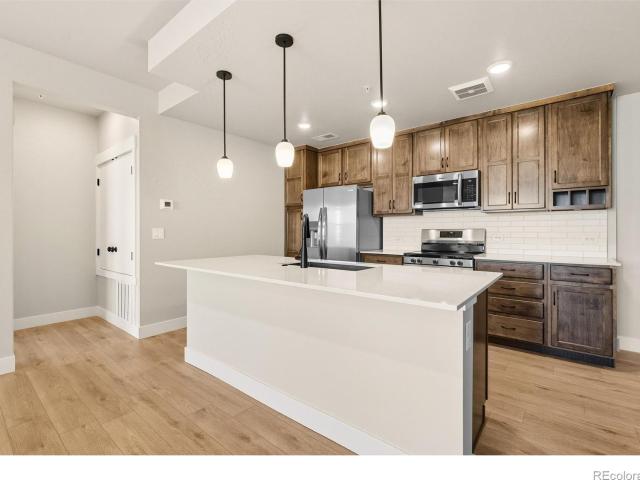 4260 Vulcan Creek Drive # 207