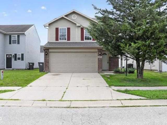 4260 Village Trace Dr, Indianapolis, IN 46254
