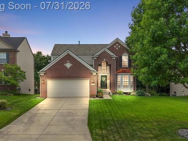 4261 Merriman Loop, Oceola Township, MI 48843