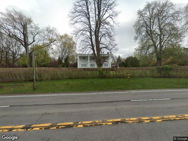 4261 Lake Shore Rd, Hamburg, NY 14075