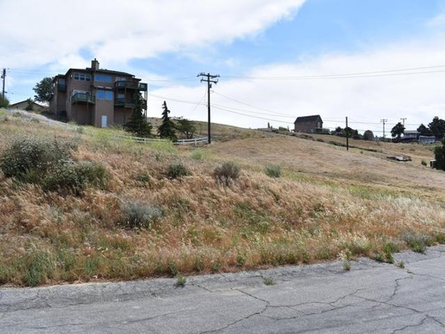 42624 Arrowrock Dr, Lake Elizabeth, CA 93532