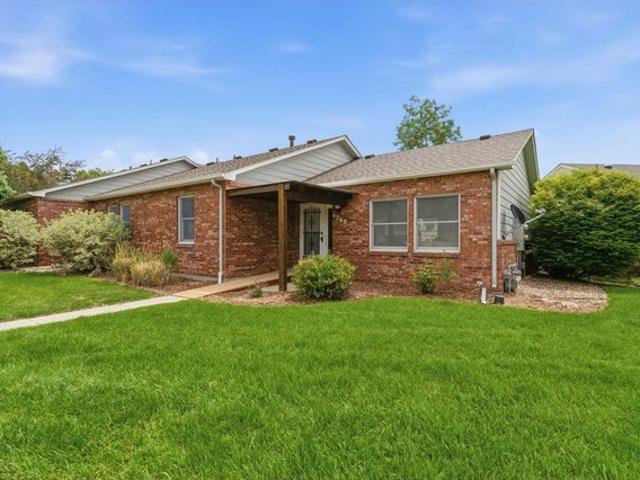 4262 Pin Oak Dr, Loveland, CO 80538