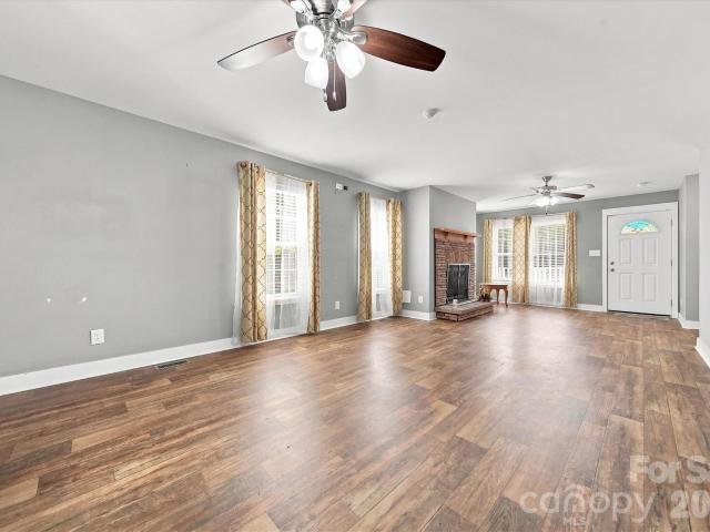 4262 Quarry Drive