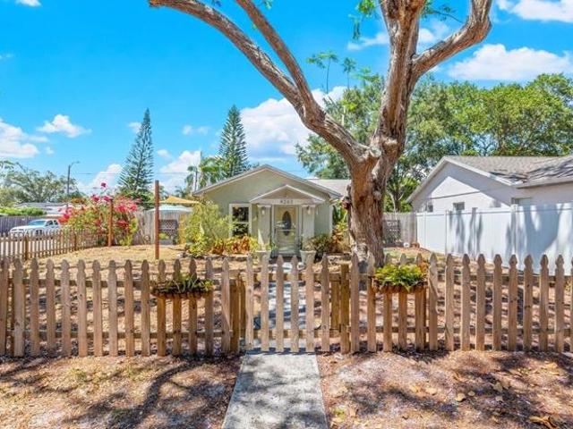 4263 Burlington Ave N, Saint Petersburg, FL 33713