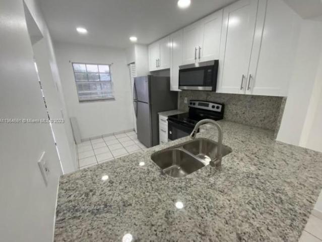 426 210th Cir Ter NE #204 2, Miami, FL 33179