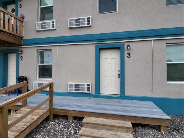 426 Carleta Street 3