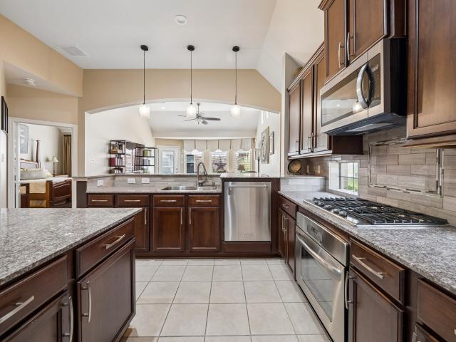 426 Cypress Vista