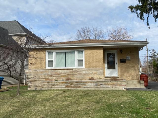 426 Berteau Ave, Elmhurst, IL 60126 | MLS #12564 | Compass