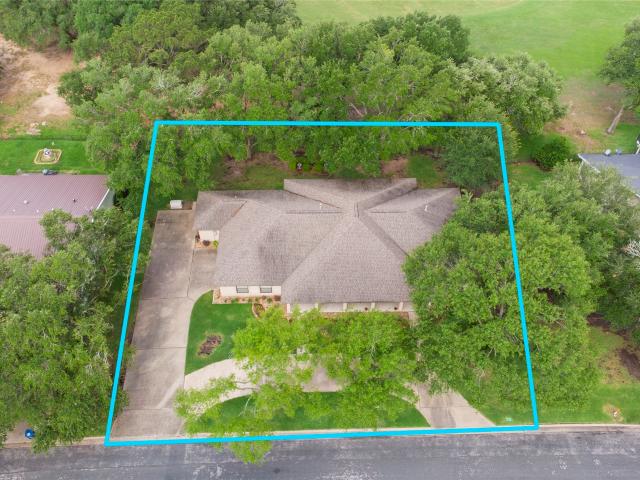 426 Brook Hollow Dr, Huntsville, TX 77340 | MLS #39086