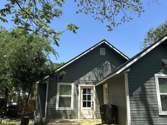 426 E Woodlawn Ave, San Antonio, TX 78212 | MLS #1945 | Compass