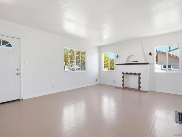 426 e ave