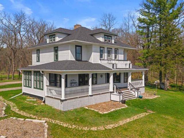 426 E North Lake St, Hancock, WI 54943