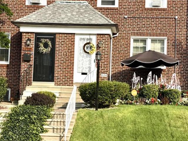 426 E Slocum St, Philadelphia, PA 19119
