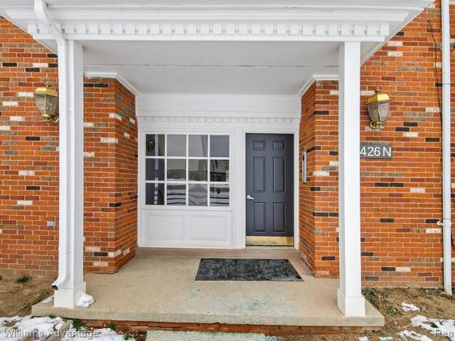 426 Fox Hills Drive # A5