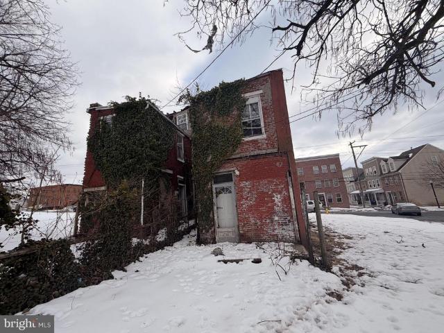 426 Kelker St