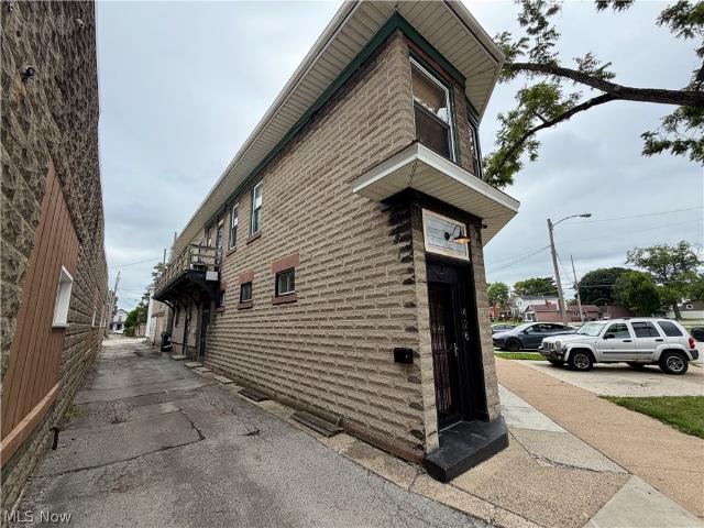 426 Huron Avenue