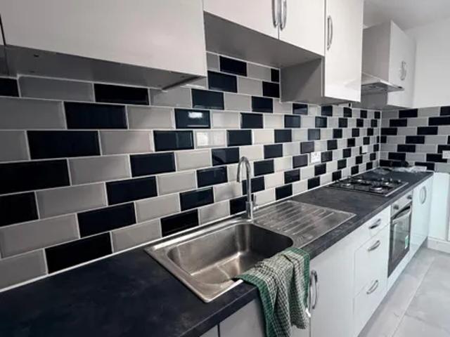 426 Ilford Lane, Loxford, London, IG1 2SL, United Kingdom | 4 bed house for rent #168184826 | Rentberry