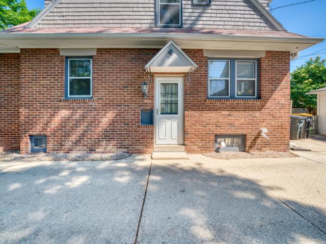 426 N 70th St